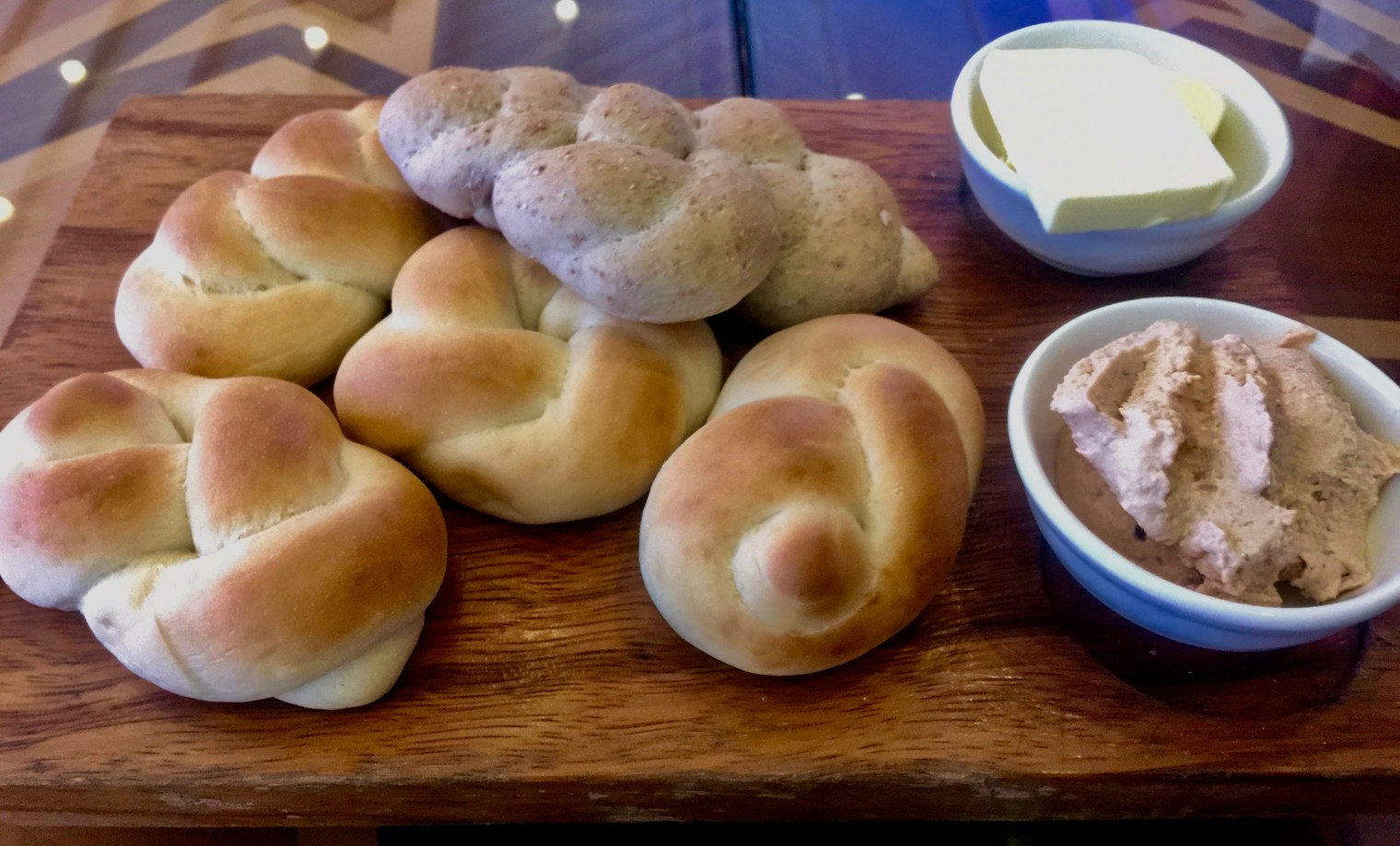 Orient Pearl Restaurant Doha – Maria Ingrid